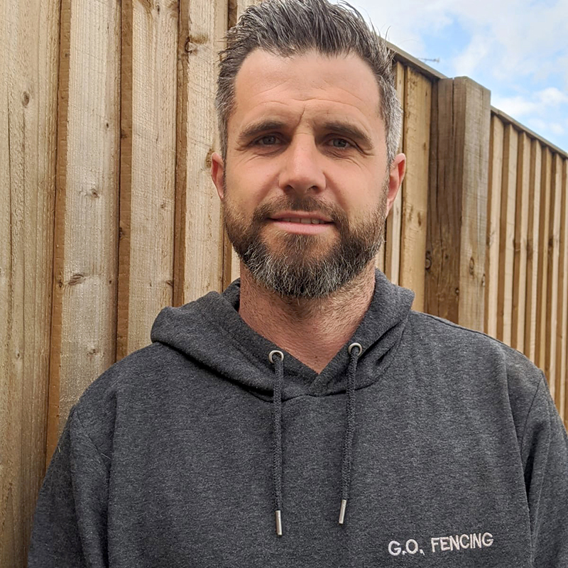 G.O. Fencing | contractor in Essex for fence, gates, pergola, sleeper walls